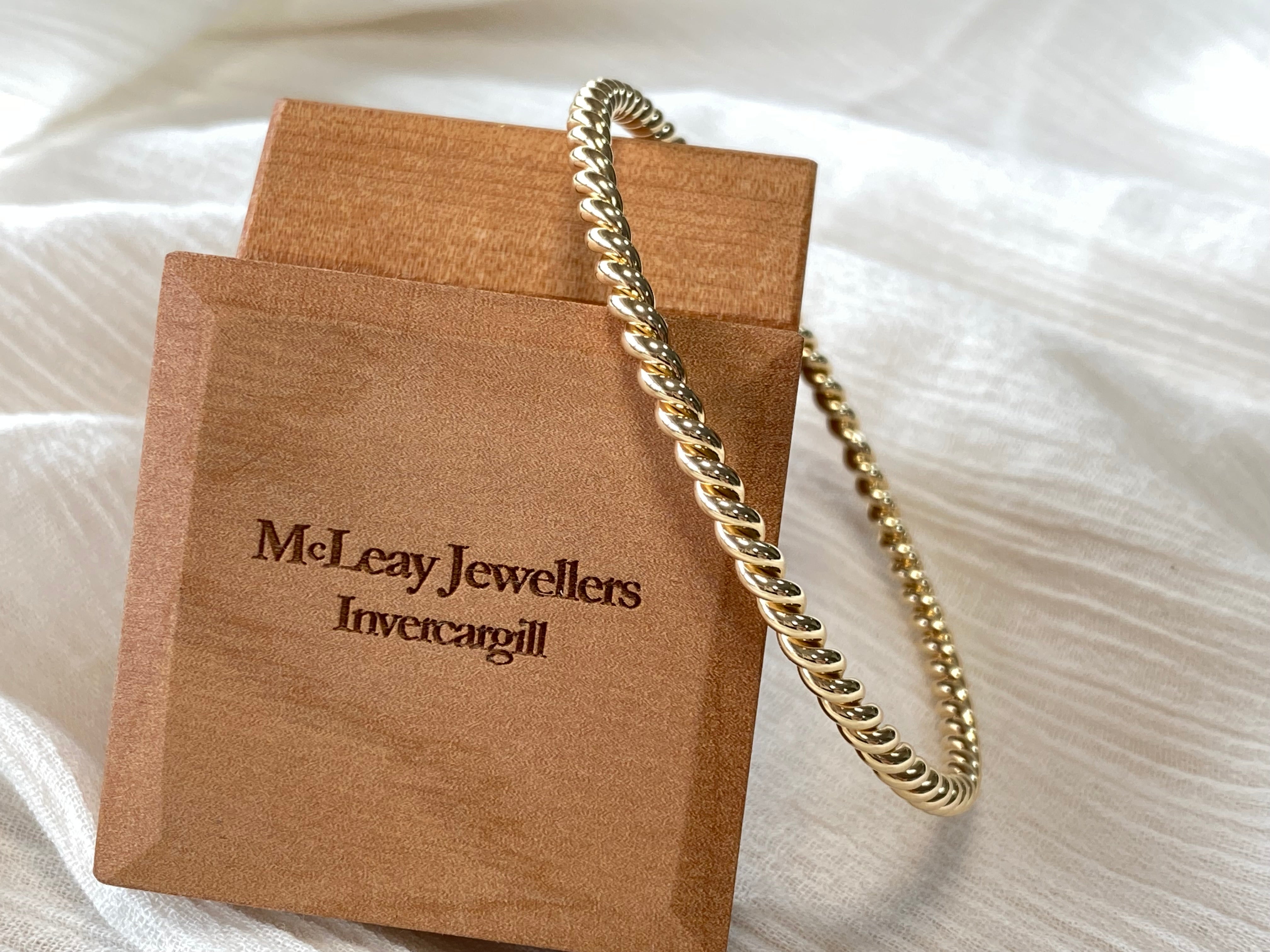 9ct Yellow Gold Bangle – McLeay Jewellers & Engravers